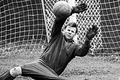 Lev Yashin (1929-1990) | “Black Spider”, the Greatest Goalkeeper in the ...